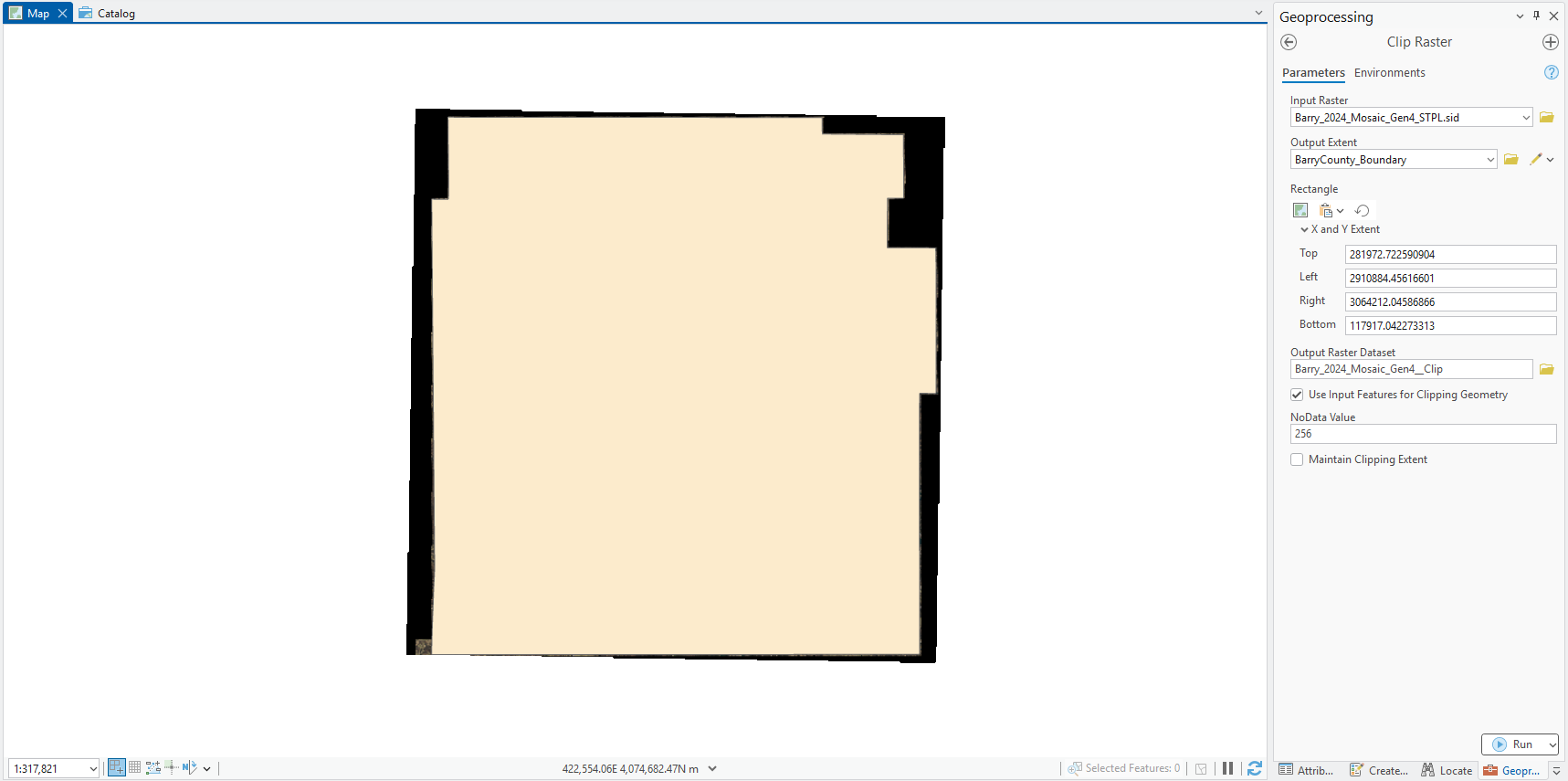 Solved: Clipping Large Raster to Polygon Issue - Esri Community