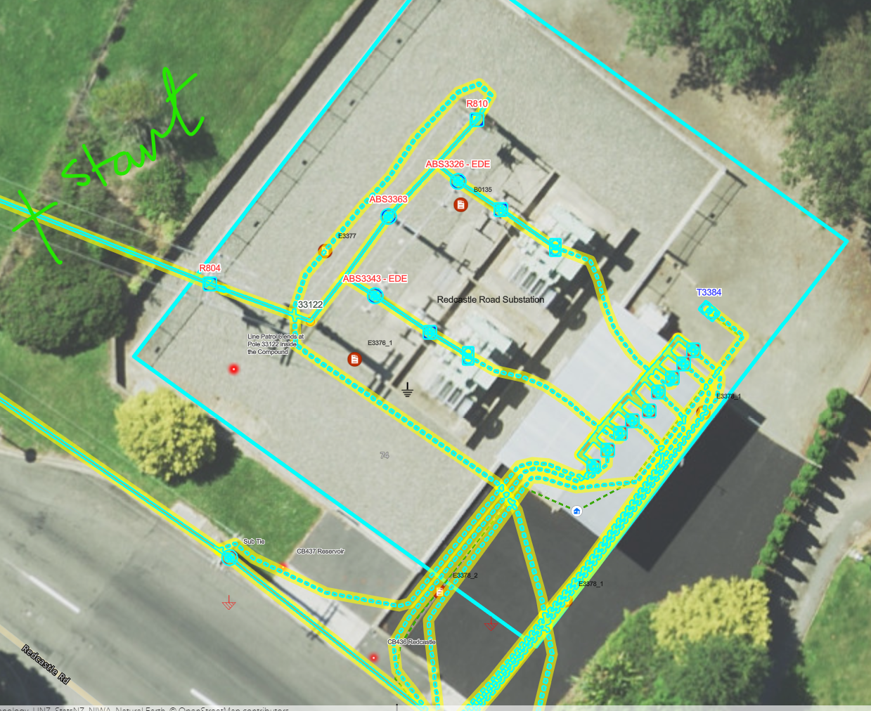 Unexpected Trace results when tracing upstream and... - Esri Community